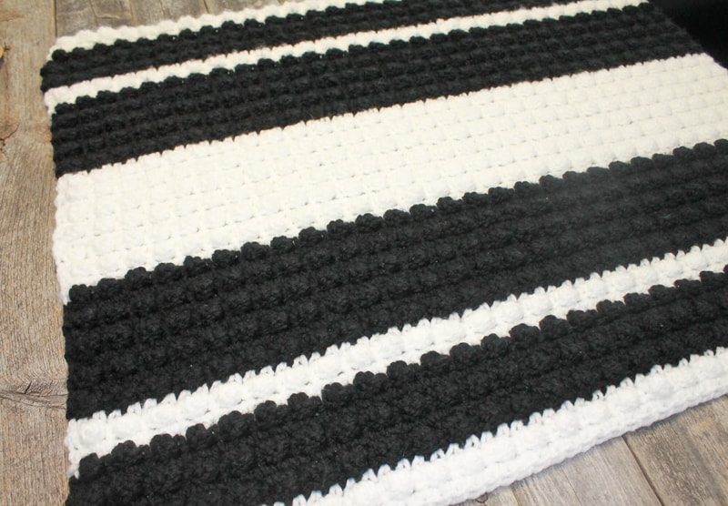 How to Crochet a Rug Pattern: Easy Black and White Stripes - A More ...