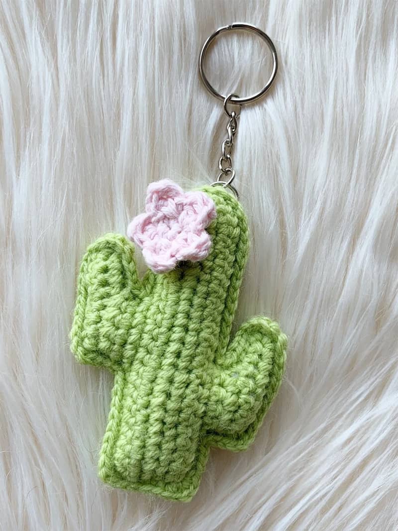 The Best 33 Quick & Easy Keychain Crochet Patterns - Cute Ideas - A ...