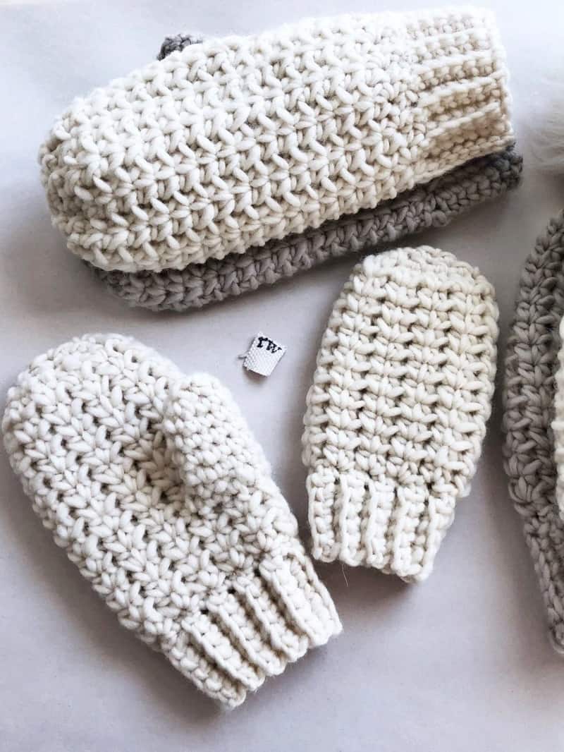 13 Crochet Mittens Patterns – Fingerless Gloves Great Cozy Gift - A ...